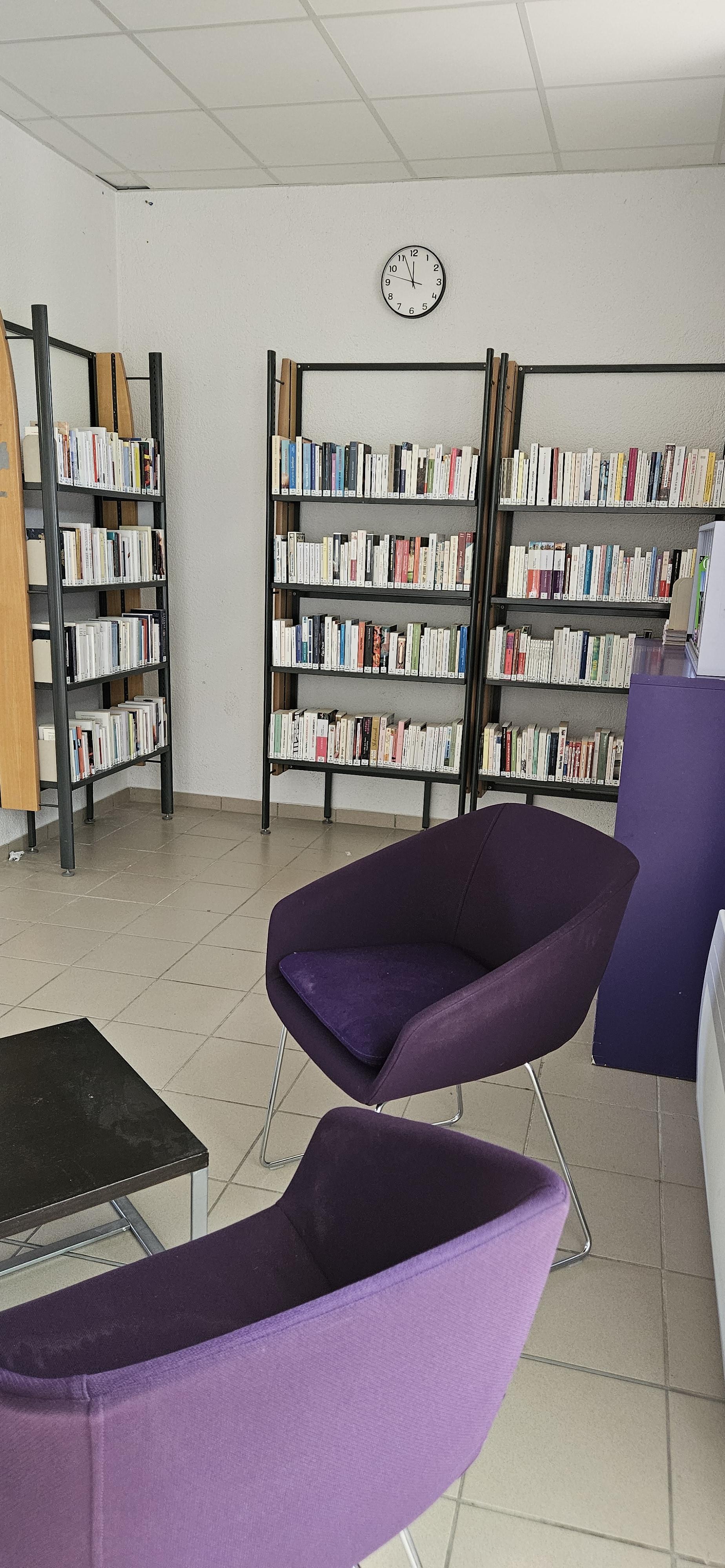 Méjanes Point lecture La Providence • Aix en Provence - Office de Tourisme