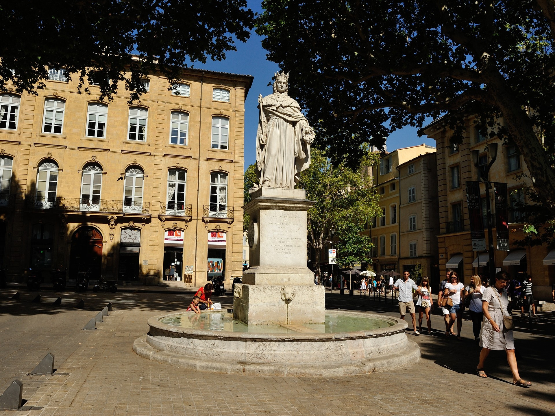 Fontaine du Roi René • Aix en Provence - Office de Tourisme